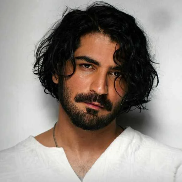 دانلود ریمیکس ""رادیو فا"" از سیروان خسروی تتلو عرفان طهماسبی مسعود ...